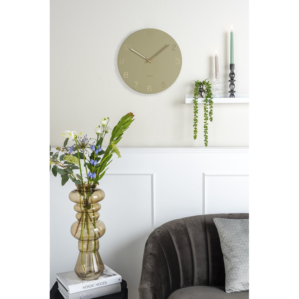 Horloge Murale Charm Chiffres Gravés Petit Vert Karlsson KA5788OG
